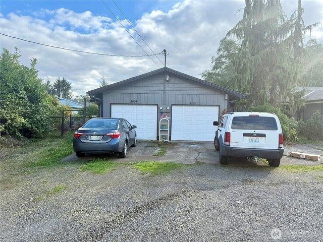 1011 Macfarlane St, Aberdeen, WA 98520