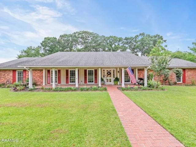 1011 Martinez Dr, Opelousas, LA 70570