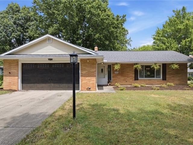 1011 Millridge Rd, Highland Heights, OH 44143