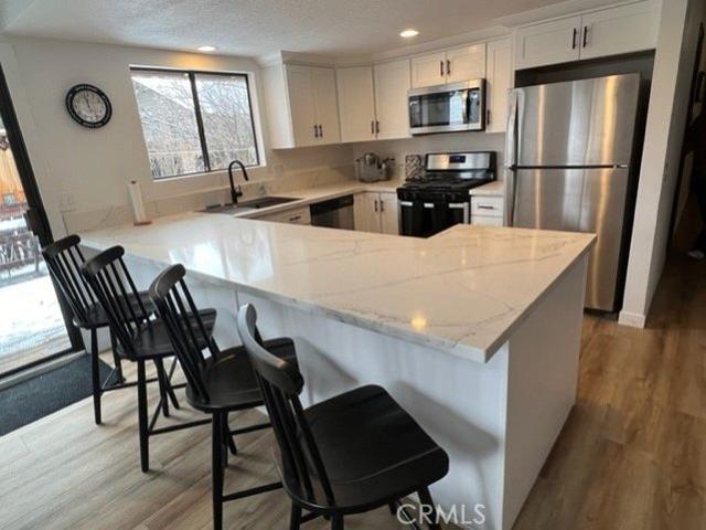 1011 Mount Whitney Dr, Big Bear City, CA 92314