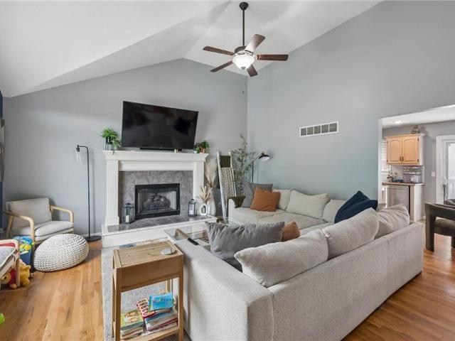 1011 NW 71st Court