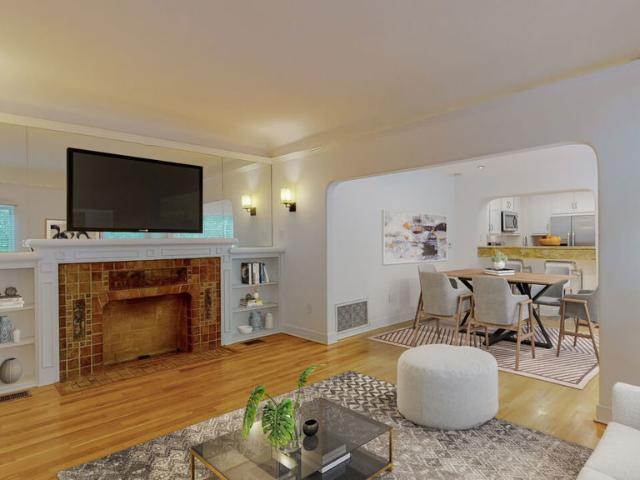 1011 N La Jolla Avenue