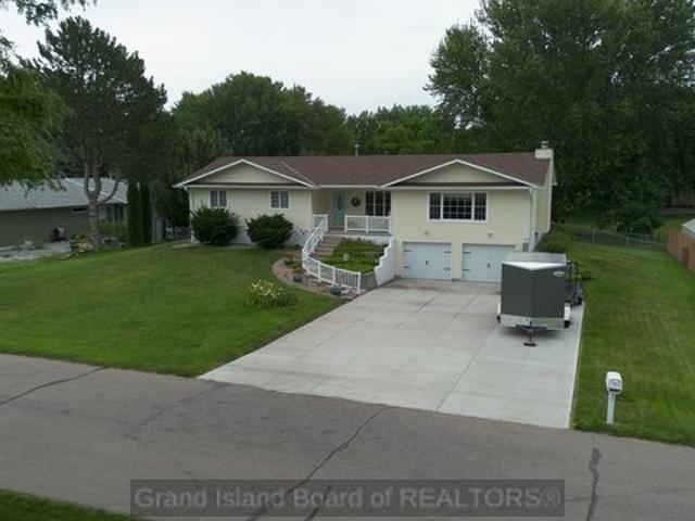 1011 Austin Ave, Grand Island, NE 68801
