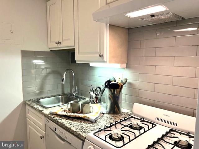 1011 Arlington Boulevard # 1032