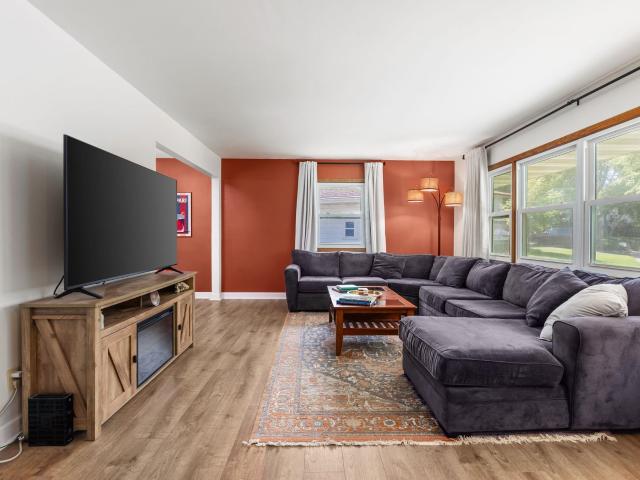 1011 Bay Ridge Road