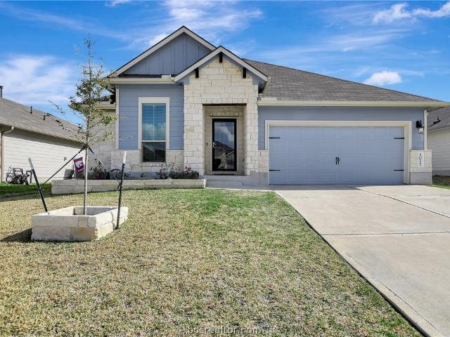 1011 Davy St, Brenham, TX 77833 | MLS #26003
