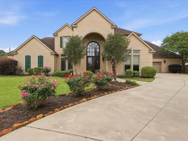 1011 Doornbos Ln, Nederland, TX 77627