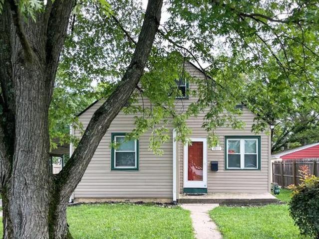 1011 E North Broadway St, Columbus, OH 43224