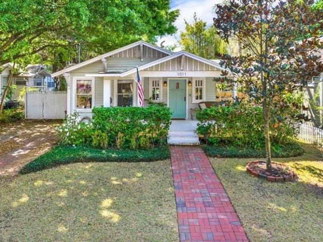 1011 E Powhatan Ave, Tampa, FL 33604