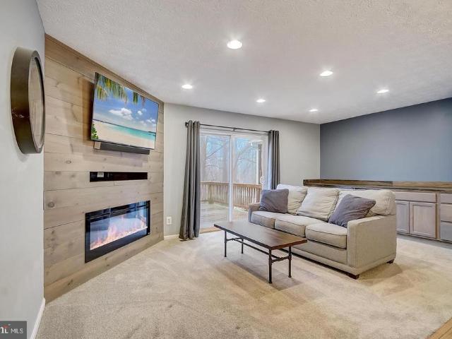 1011 Ellicott Drive