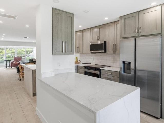 1011 Flame Vine Ave Apt 203, Delray Beach, FL 33445