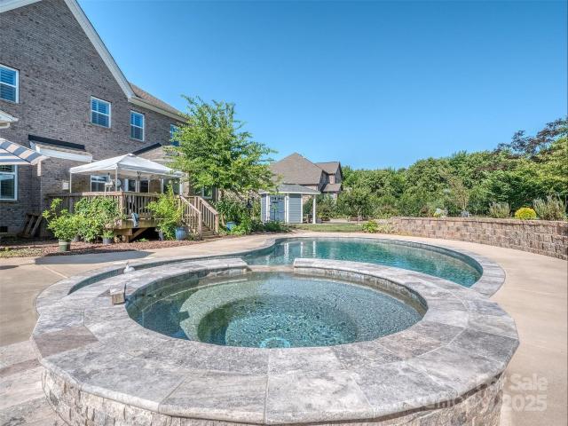 1011 Golden Bell Drive, Marvin, US, NC