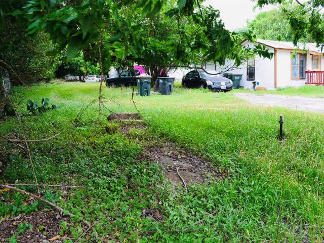 1011 Gravel St, San Marcos, TX 78666 | MLS #1403 | Compass