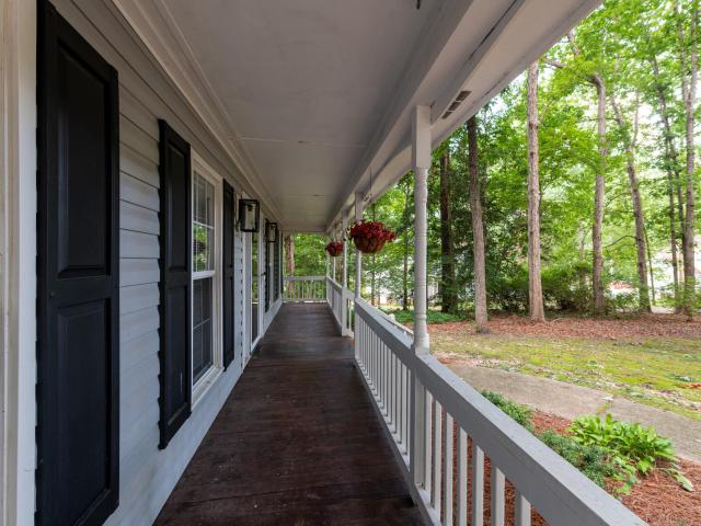 1011 Homestead Place