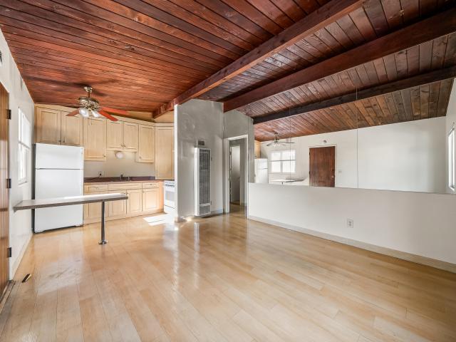 1011 Laguna St, Santa Barbara, CA 93101 | MLS #25 4121 | Compass