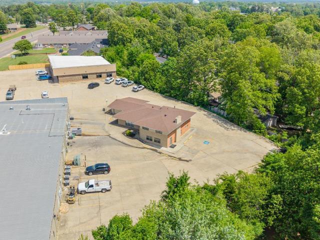 1011 Linwood Drive