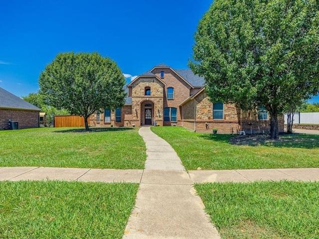 1011 Parview Cir, Grand Prairie, TX 75104
