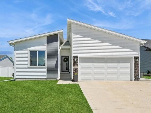 1011 Polk St, De Soto, IA 50069