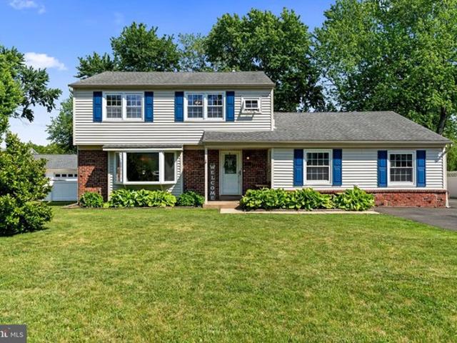 1011 Red Barn Rd, Warminster, PA 18974