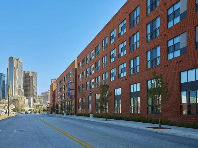 1011 S Pearl St, Dallas, TX 75201