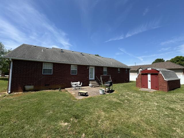 1011 Shirley Dr