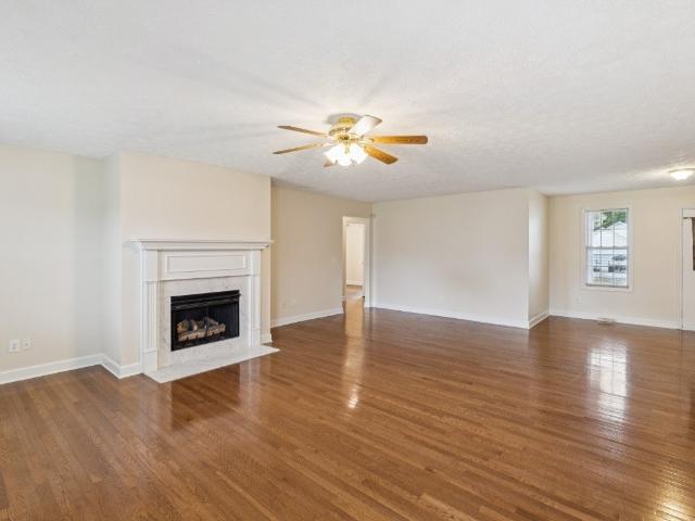 1011 Shirley Dr
