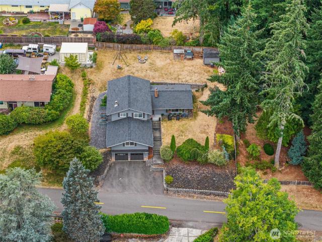 1011 Spring Lane