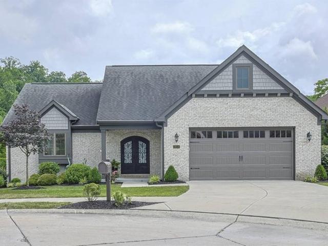 1011 Squire Valley Dr, Villa Hills, KY 41017