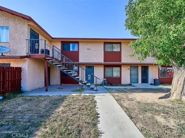 1011 W Avenue H12, Lancaster, CA 93534