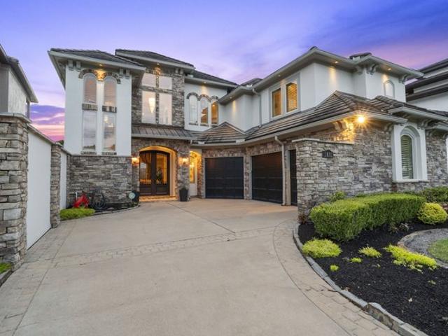 1011 Williams Lake Dr, Richmond, TX 77469