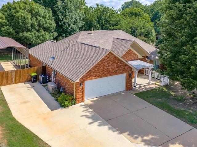 1011 Woodbrook Boulevard
