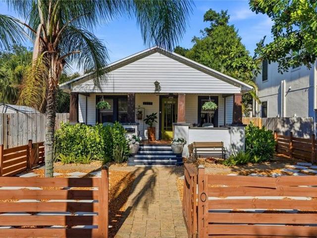 1011 14th St N, Saint Petersburg, FL 33705