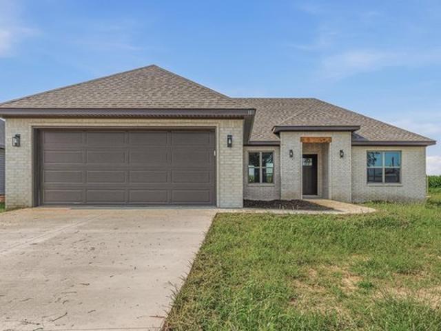 1011 6th St, Lake City, AR 72437