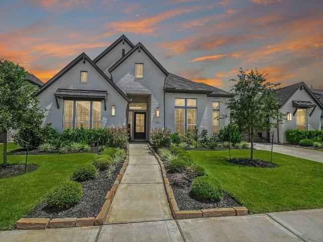 10123 Drifting Wind Lane