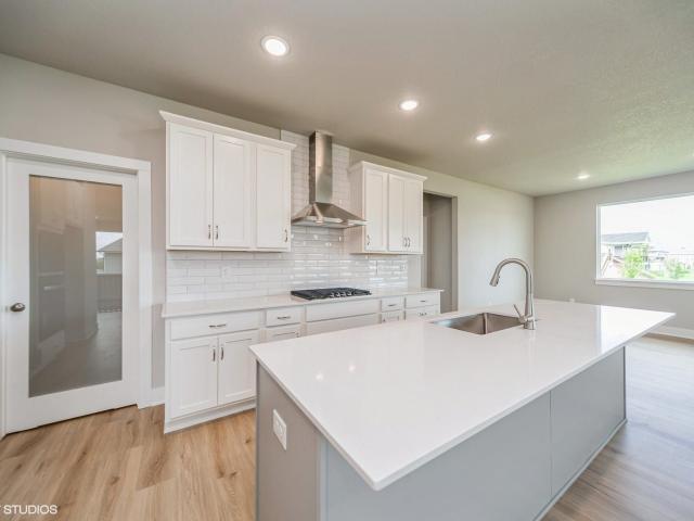 10123 NW 68th Avenue, Johnston, USA, IA
