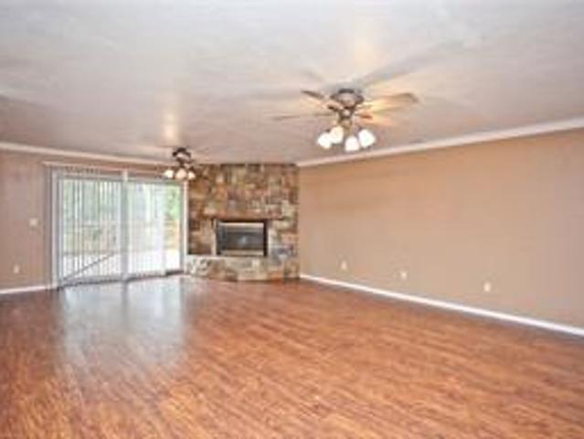 10123 Summit Drive