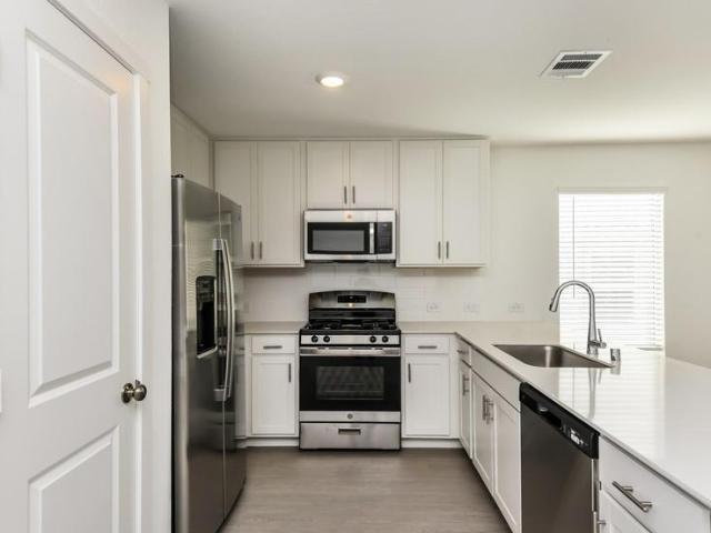 10120 Dalgreen Lane