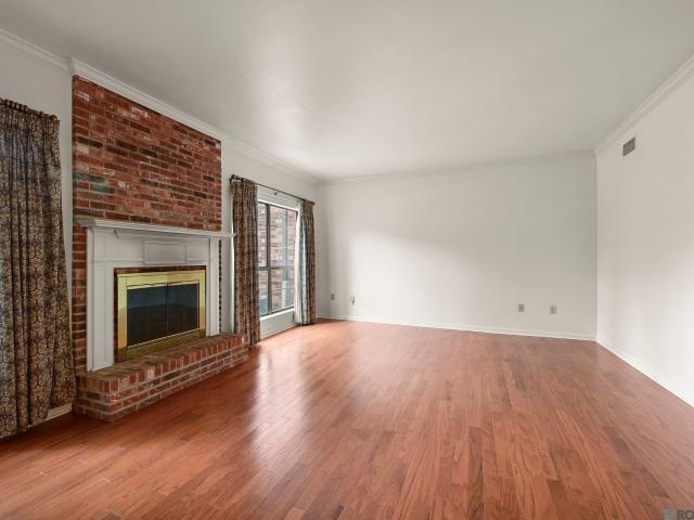 10120 N Magna Carta Pl