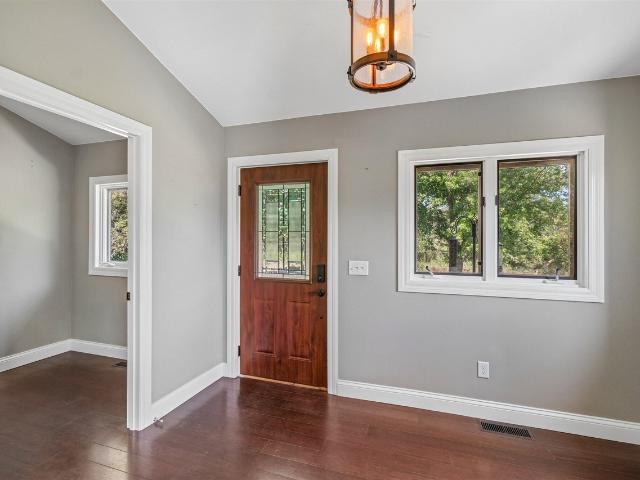 10120 Noggles Road