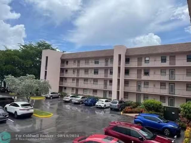 10120 Sunrise Lakes Blvd #210, Sunrise, FL 33322 MLS F10447427