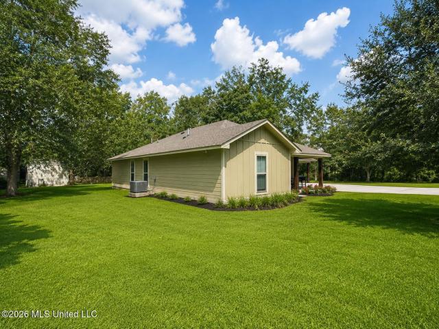 10121 Islewood Drive