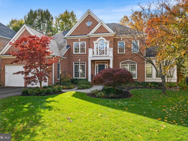 10121 Ratcliffe Manor Dr, Fairfax, VA 22030 | MLS #VAFC2007