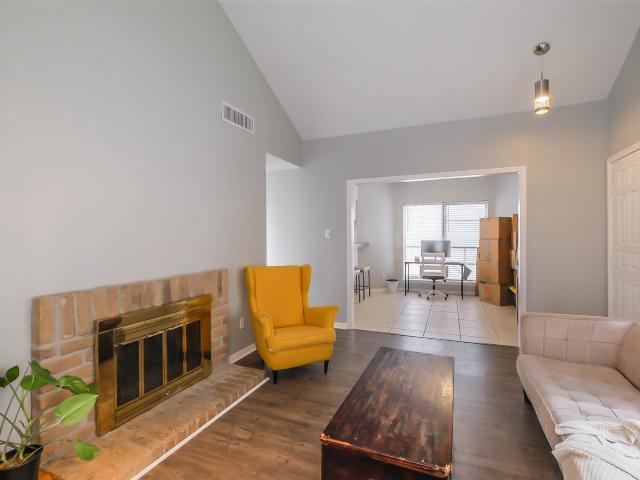 10122 Waterstone Dr, Houston, TX 77042 | MLS #73562