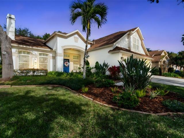 10122 Whisper Pointe Dr, Tampa, FL 33647 | MLS #TB8469
