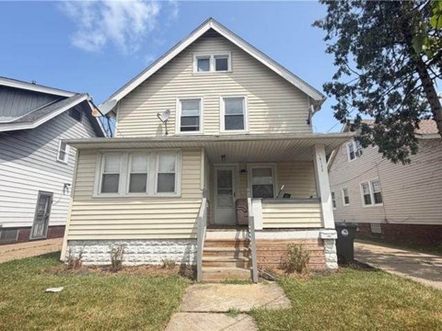 10122 Loretta Ave, Cleveland, OH 44111
