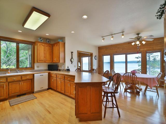 10124 Timberwolf Trail