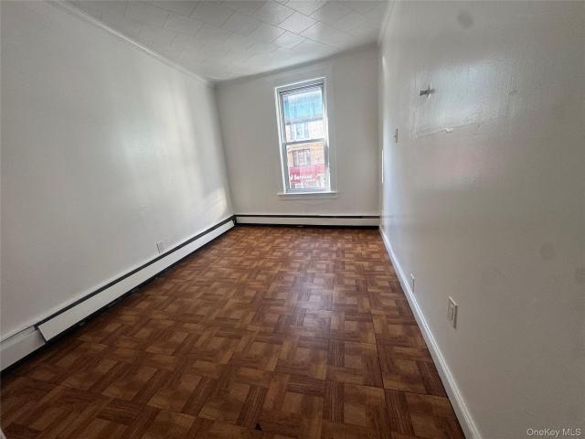 10124 Jamaica Avenue