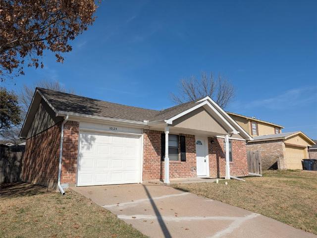 10124 Lone Eagle Dr, Fort Worth, TX 76108 | MLS #21204