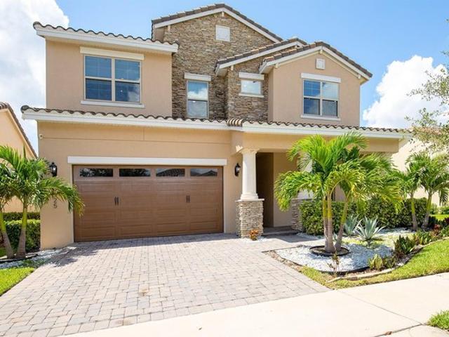 10125 Henbury St, Orlando, FL 32832