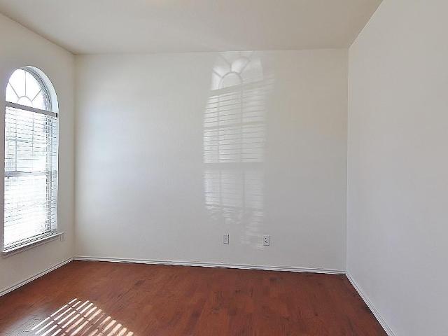 10125 Sourwood Drive